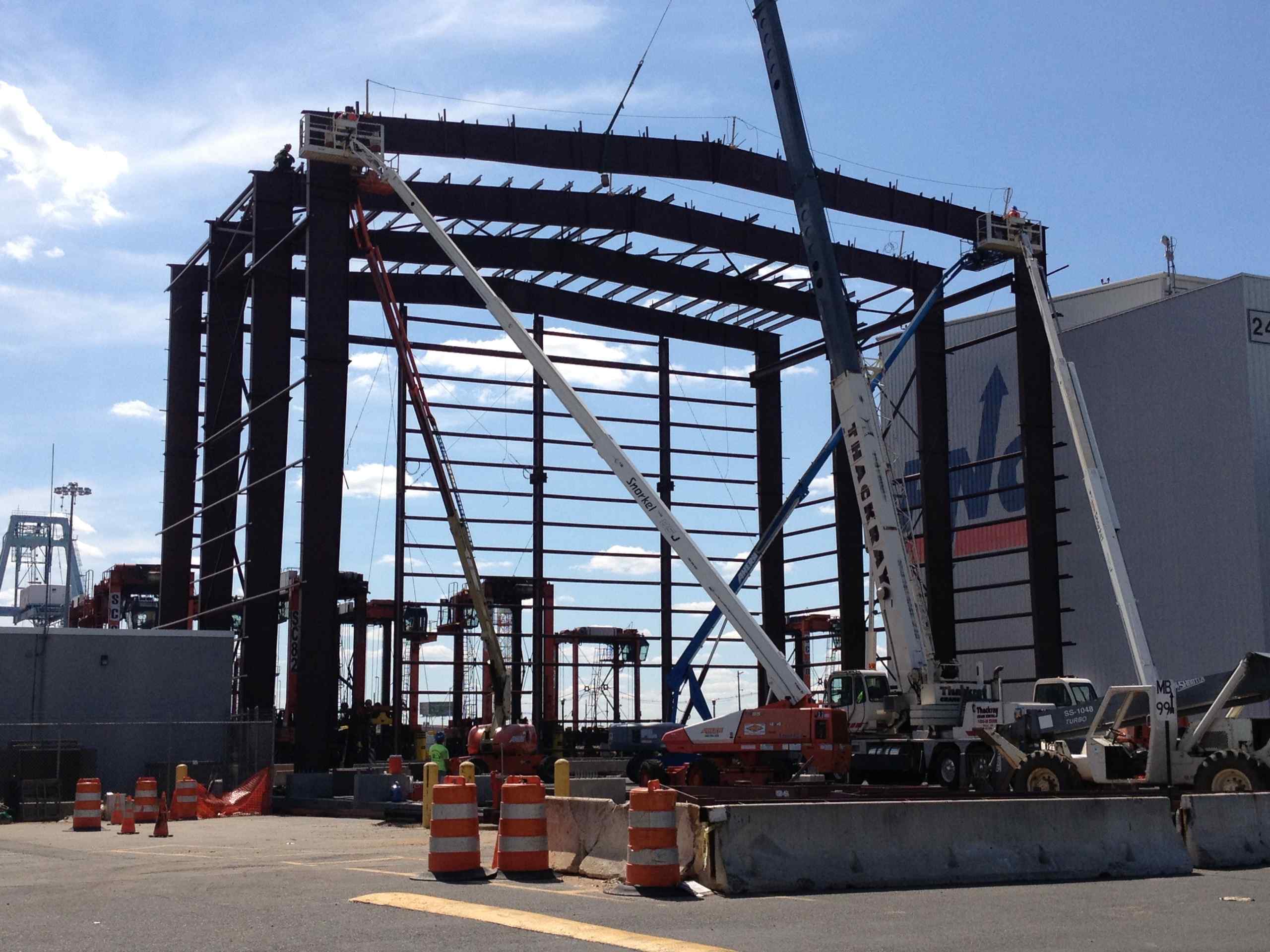 Light Duty Straddle Carrier Shop Building - Kyle Conti Construction ...